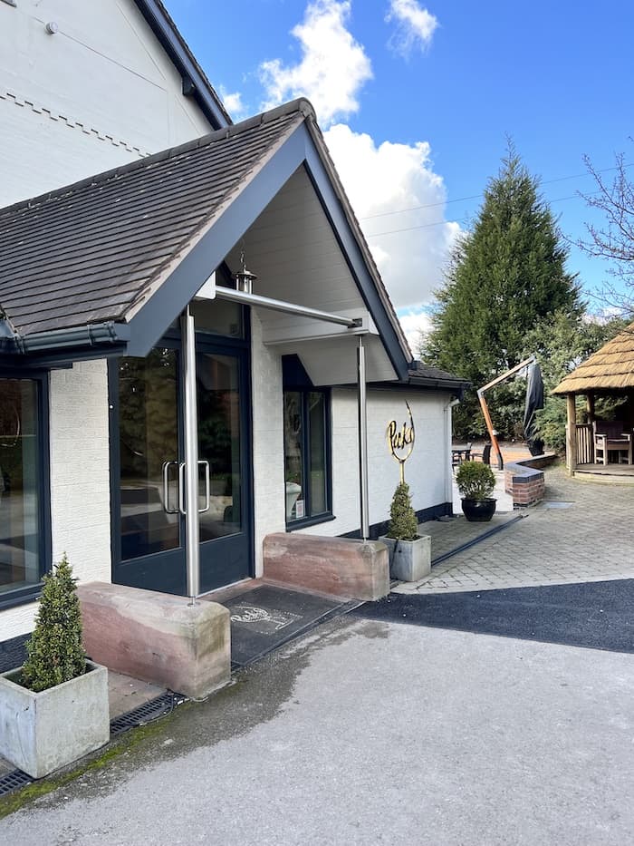 Pecks Restaurant Review: Dine Like a Movie Star